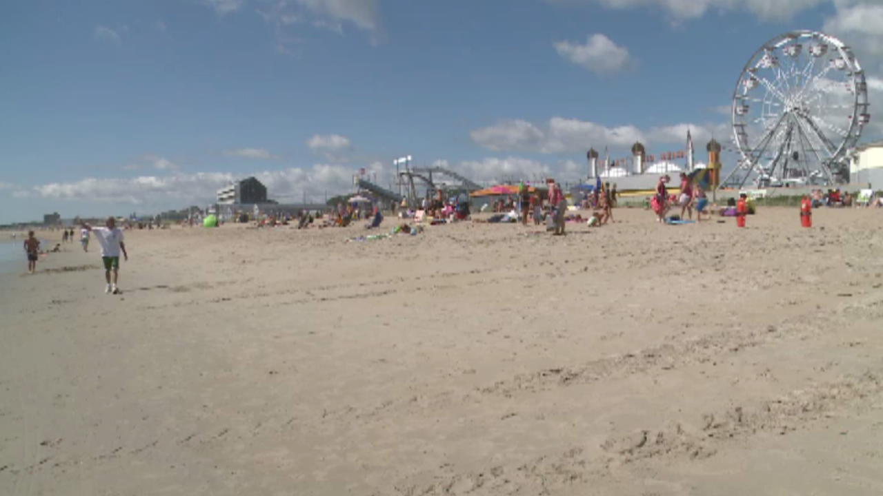 Sunny weather helps offset hurdles for tourist business ...