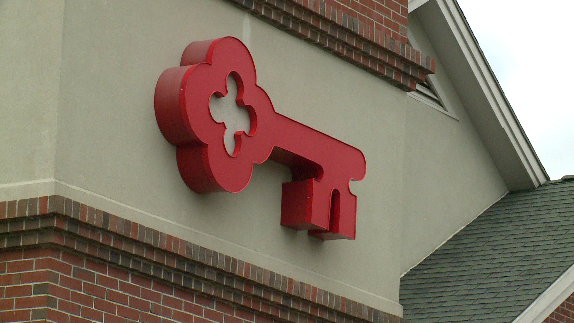 Robbery threat prompts closure of several Key Bank branches ...