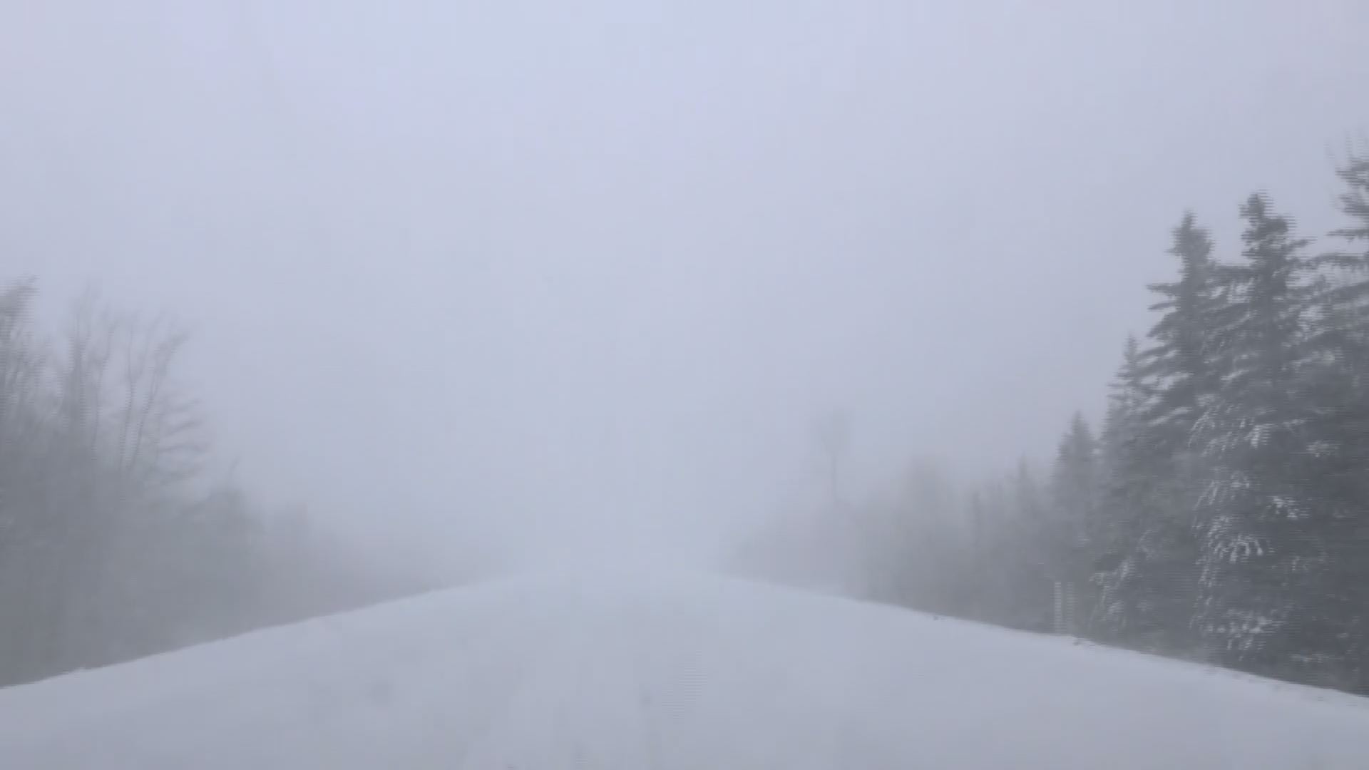 White-out Christmas makes for tricky travel on the roads ...